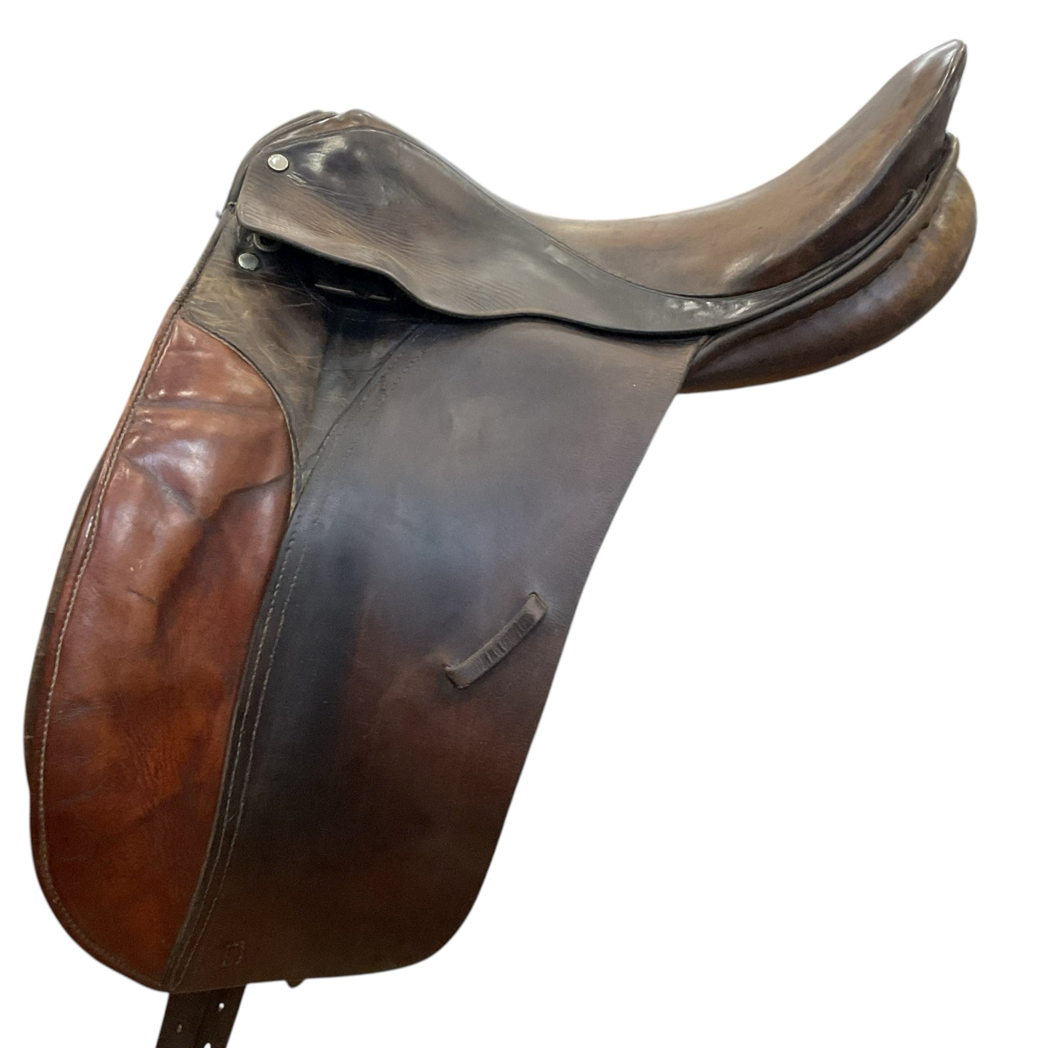 17" County Wide Used Dressage Saddle - H – Maryland Saddlery